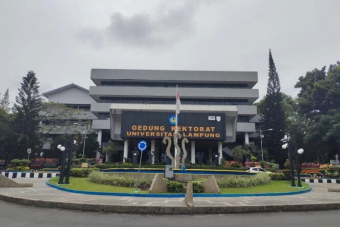 17 Universitas Jurusan PGSD Terbaik Bagi Calon Guru SD